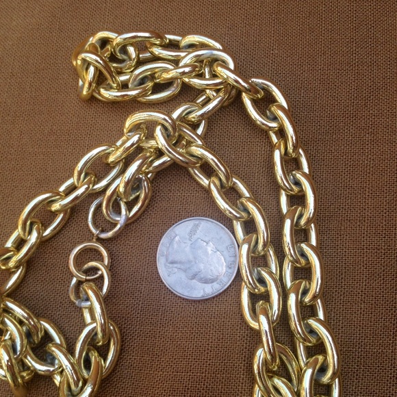 Vintage | Jewelry | Vintage Green Bakelite Gold Chain Necklace | Poshmark